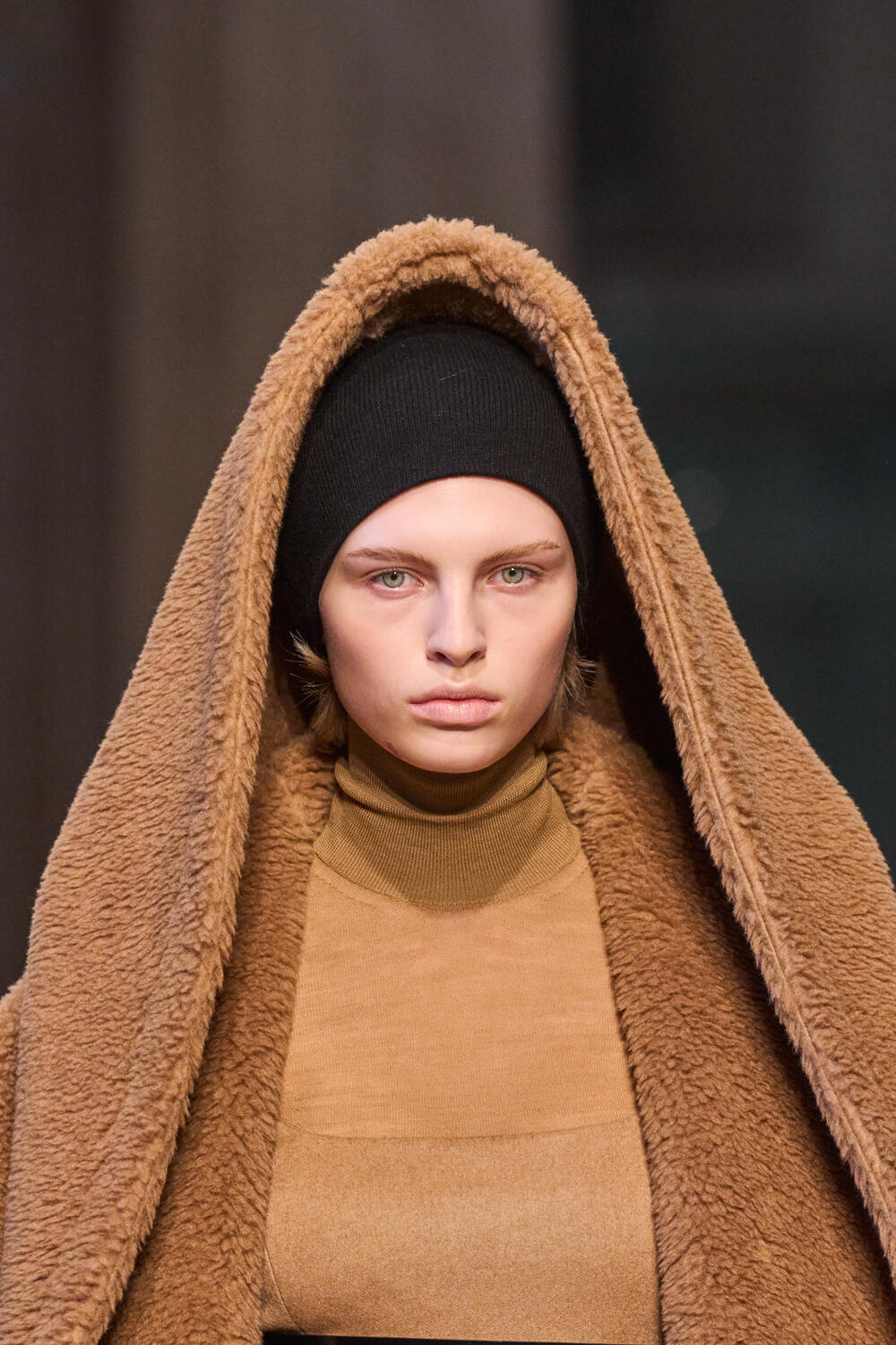 Sfilate Max Mara - Autunno-Inverno 2023-2024 Donna - Moda IoDonna