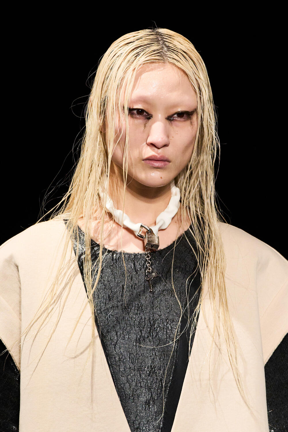 Sfilate Mm6 Maison Margiela - Autunno-Inverno 2023-2024 Donna - Moda ...