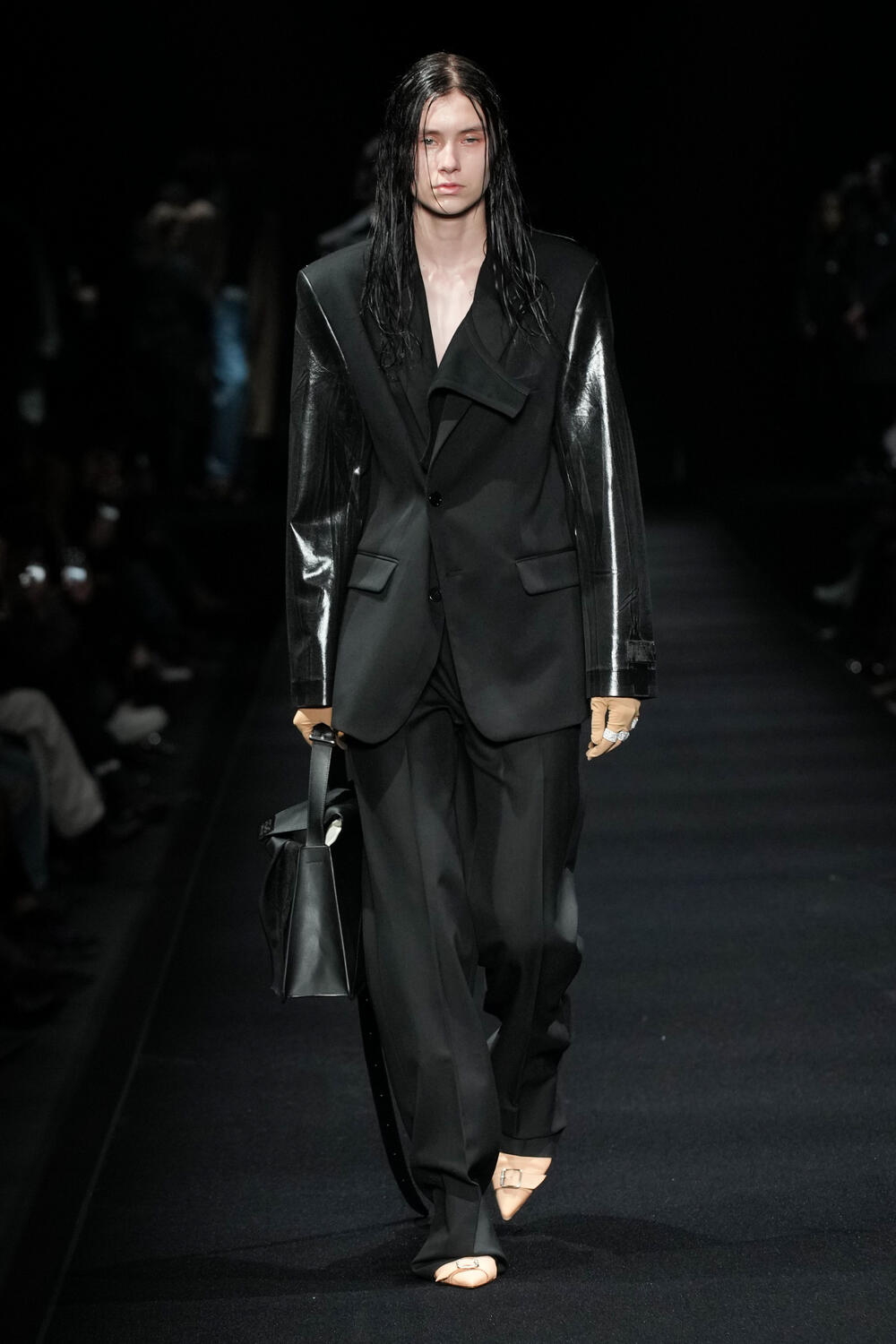 Sfilate Mm6 Maison Margiela - Autunno-Inverno 2023-2024 Donna - Moda ...